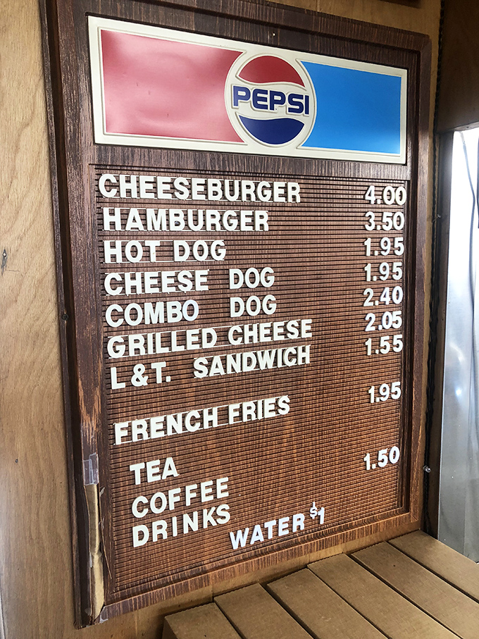 The menu board speaks volumes in its simplicity&mdash;when you've perfected a handful of items, why complicate things with unnecessary choices?