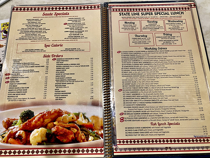 A menu so extensive it should come with its own table of contents. Stateline's offerings span from breakfast classics to dinner specialties.
