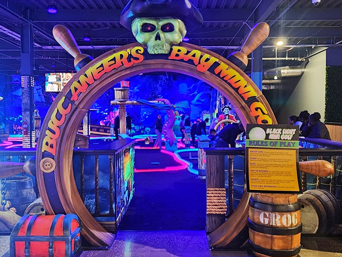 Step through the skull-adorned entrance to Buccaneers Battleminigolf, where blacklight transforms ordinary putting into a swashbuckling adventure on the high seas.