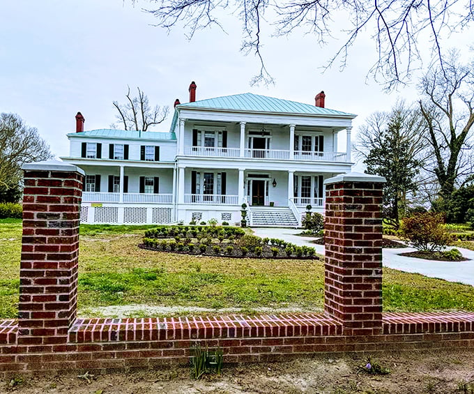 Pembroke Hall whispers stories of Southern hospitality through its gleaming white columns and wraparound porches. Scarlett O'Hara would feel right at home here.