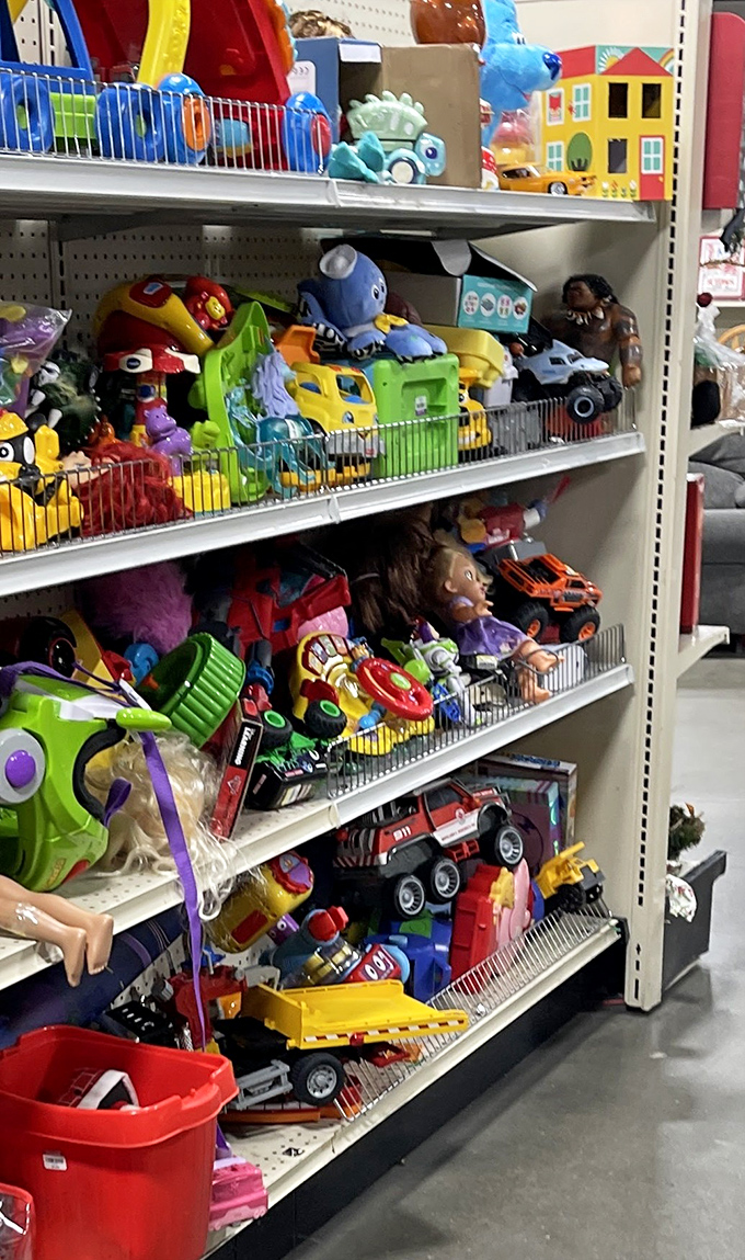 Toy heaven! Where yesterday's beloved playthings await their second act with new families, all at prices that won't break the piggy bank.