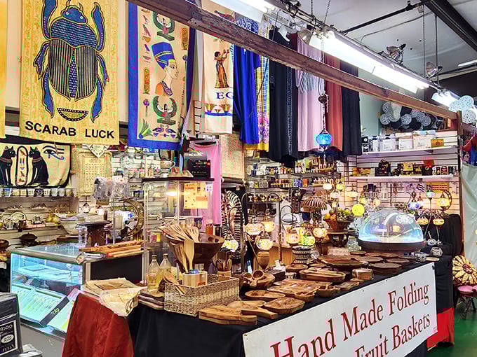 Ancient Egypt meets Florida in this fascinating stall. Who knew you could find scarab luck and handmade baskets under the same Kissimmee sky?