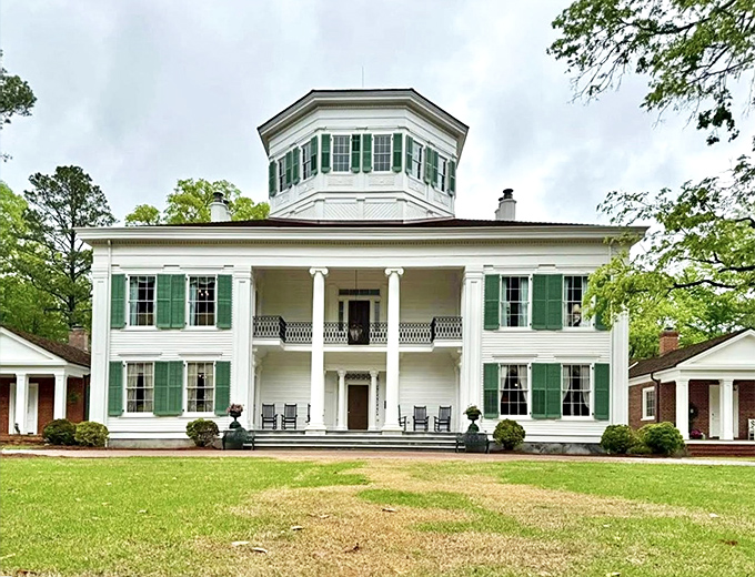 Waverley Mansion's stately columns and octagonal cupola aren't showing off &ndash; they're just reminding you what architectural swagger looked like before minimalism was cool.