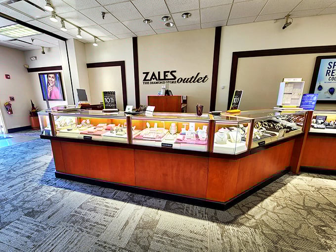 At Zales Outlet, dreams of diamond-encrusted futures come with significantly less damage to your retirement fund.