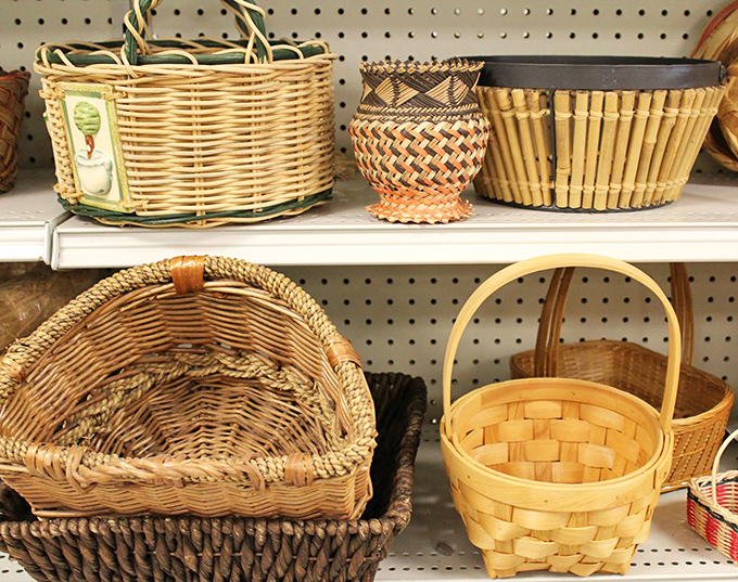 Basket heaven! From woven wonders to bamboo beauties, these containers are just waiting to organize someone's life for pennies on the dollar.
