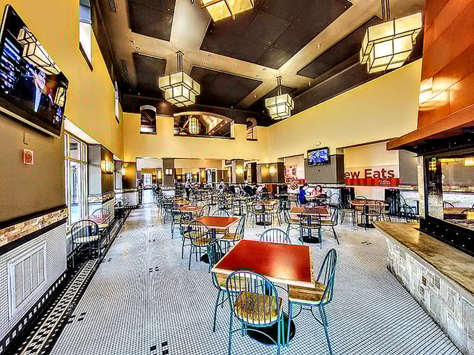 The food court rivals many restaurants with its soaring ceilings and thoughtful design. This isn't your 1980s mall food court&mdash;this is dining with dignity between splurges.