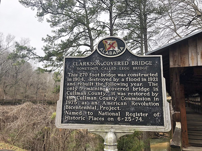 History buffs rejoice! This marker tells the tale of destruction and rebirth&mdash;proof that even bridges deserve second chances in life.