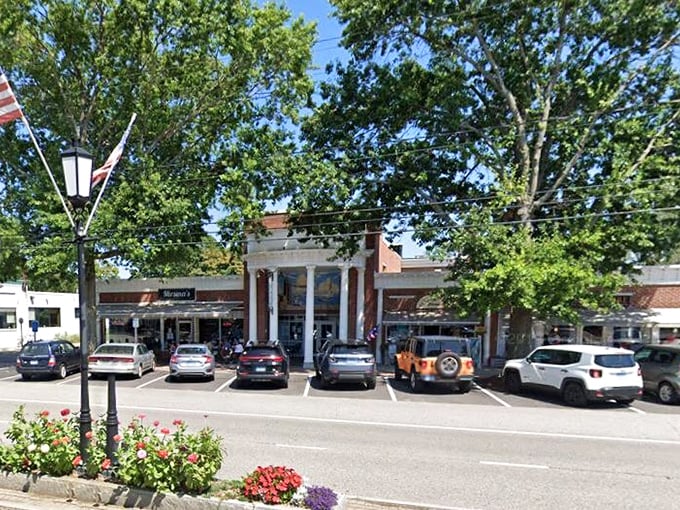 This isn't just a shopping district; it's where small-town commerce meets colonial architecture in a dance as old as Connecticut itself.