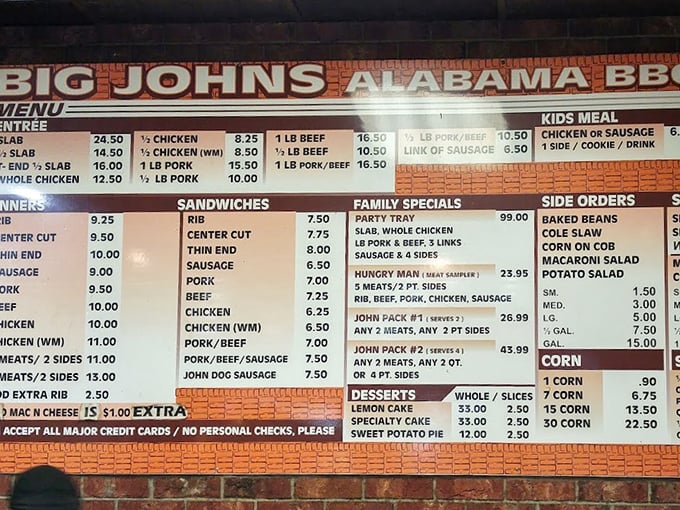 A menu board that gets straight to the point: meat, sides, and combinations thereof. No molecular gastronomy, just delicious decisions to be made.