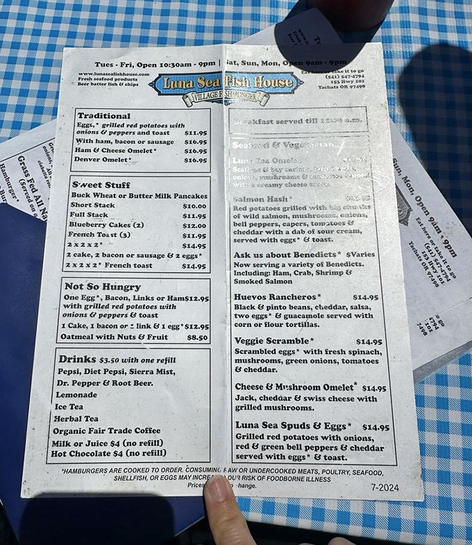 A menu that reads like coastal poetry. From Tradesman's Eggs to Salmon Hash, breakfast at Luna Sea proves seafood isn't just for dinner.