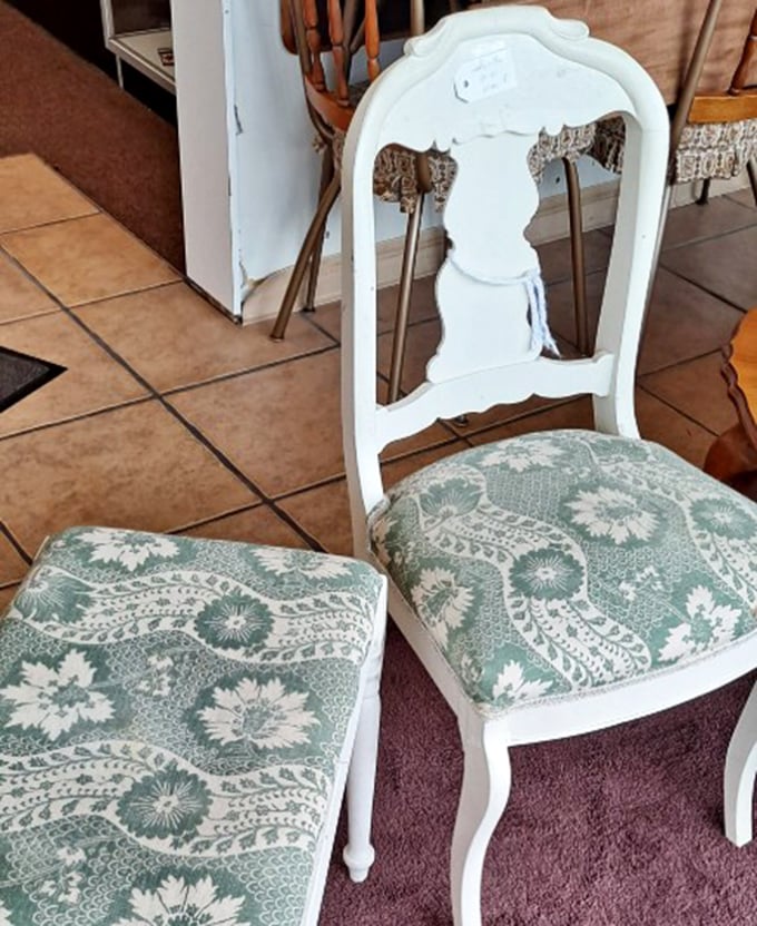 These elegant chairs with mint paisley upholstery are ready for their second act. Marie Antoinette would approve&mdash;let them eat cake in style!