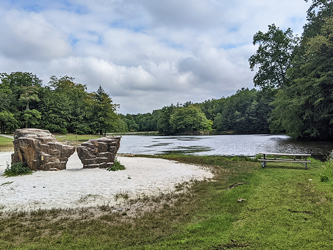 The same scene from a different angle proves Mother Nature never gets tired of being a total overachiever.