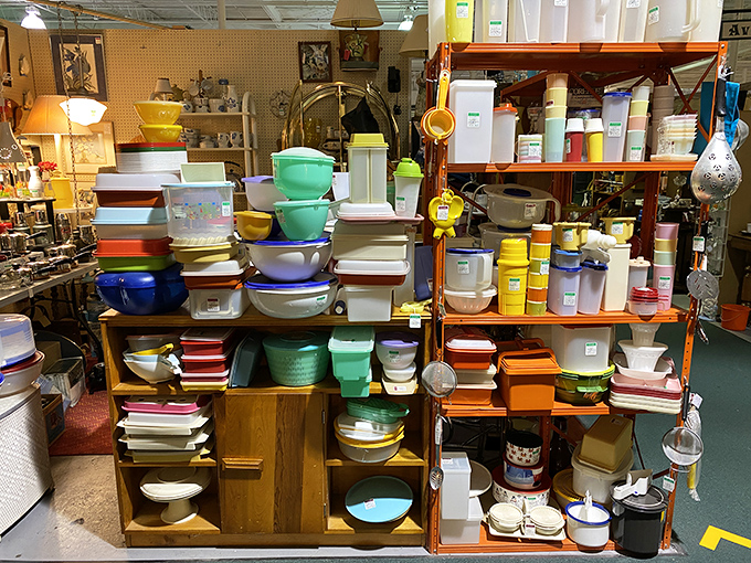 This colorful array of vintage Tupperware and Pyrex bowls would make any kitchen enthusiast weak in the knees. The 1970s never looked so organized!
