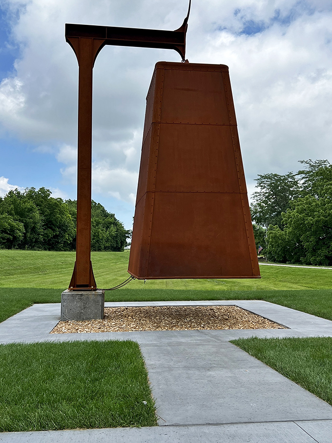 That longhorn silhouette on top adds Western flair to an already magnificent monument of agricultural whimsy.