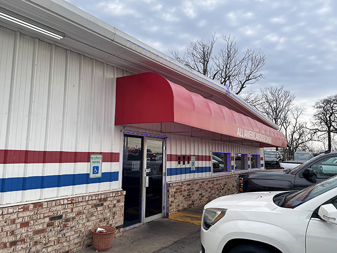 All American Dixie Diner wears its patriotic colors proudly, promising comfort food that salutes the red, white, and blue.