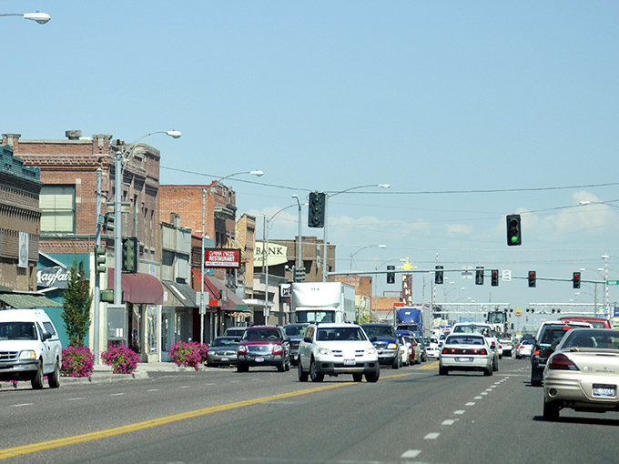 Wide Idaho skies meet proud old storefronts where the Golden Star still promises a hearty plate and a smile.
