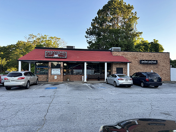 Cup & Saucer's red roof isn't just architectural flair&mdash;it's a warning sign that your diet is about to surrender.