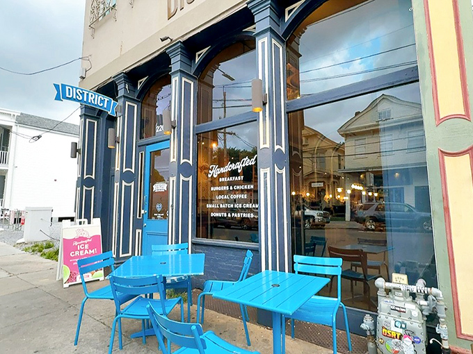 District's historic storefront brings old-world charm to new-school donuts. Those blue chairs invite you to sit and contemplate the meaning of fried dough perfection.