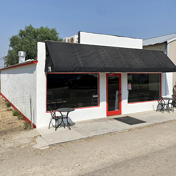 Diner Dogs' humble exterior hides culinary treasures within. That "Open" sign might as well say "Happiness Served Here."