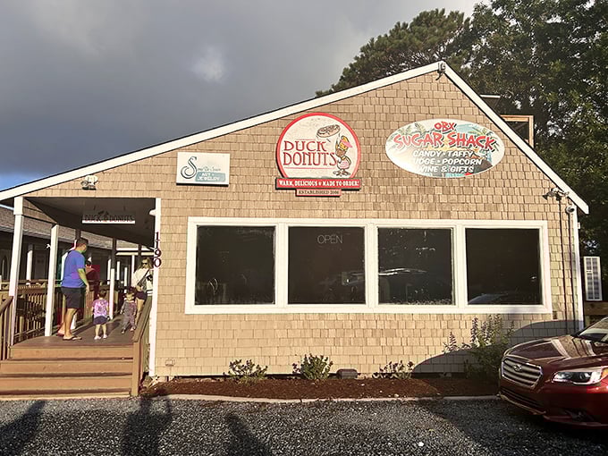 Duck Donuts' coastal charm is as appealing as the warm treats waiting inside. Beach vibes and sugar highs &ndash; name a better combo!