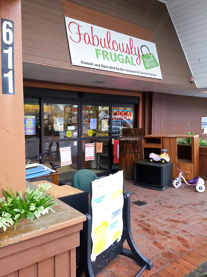 "Fabulously Frugal" - now that's truth in advertising that would make Don Draper proud!