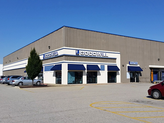 The familiar blue and white signals serious thrift shopping ahead in this Champaign location.