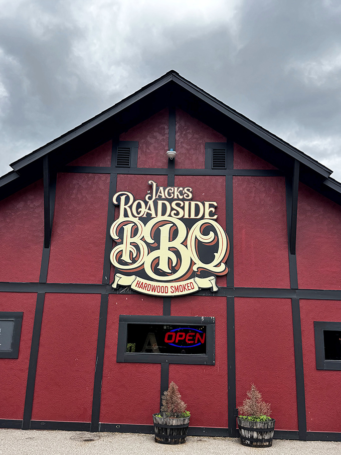"Hardwood Smoked" isn't just a sign - it's a promise this rustic roadhouse takes seriously.