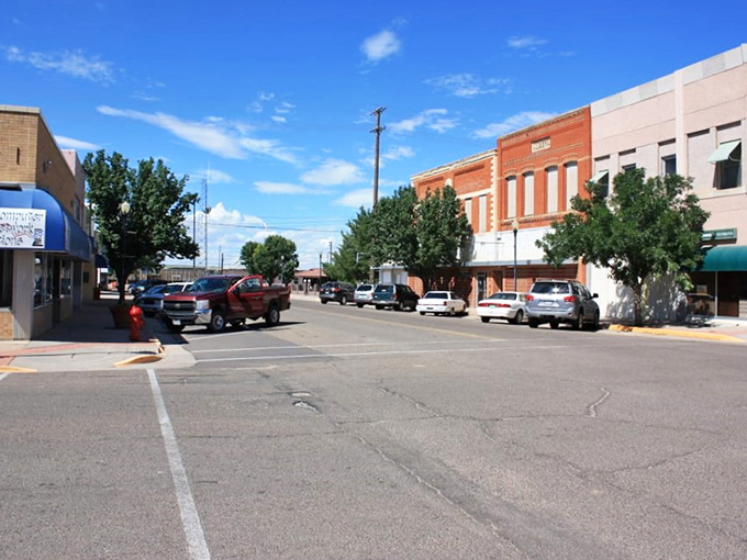 La Junta's main street feels like stepping into a Norman Rockwell painting.