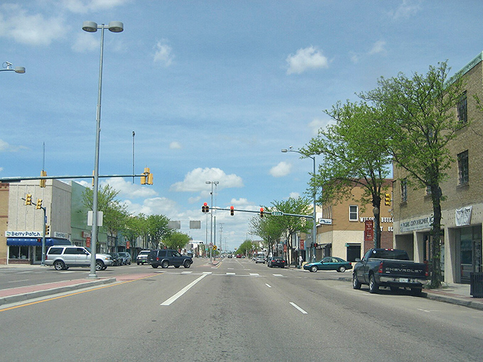 Lamar's historic downtown features that perfect blend of Western charm and practical affordability. Those red lights won't stop your retirement dreams!