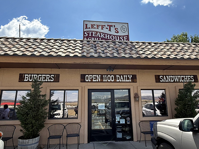 Leff-T's Steakhouse: Don't let the humble exterior fool you&mdash;some of life's greatest pleasures come in unassuming packages.