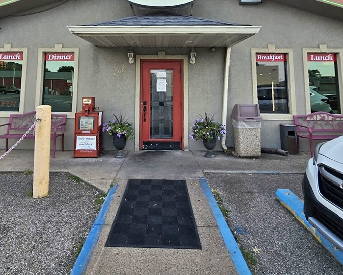 Mary B's unassuming exterior hides breakfast treasures within. Like finding a pearl in an oyster, the real magic happens past those doors.