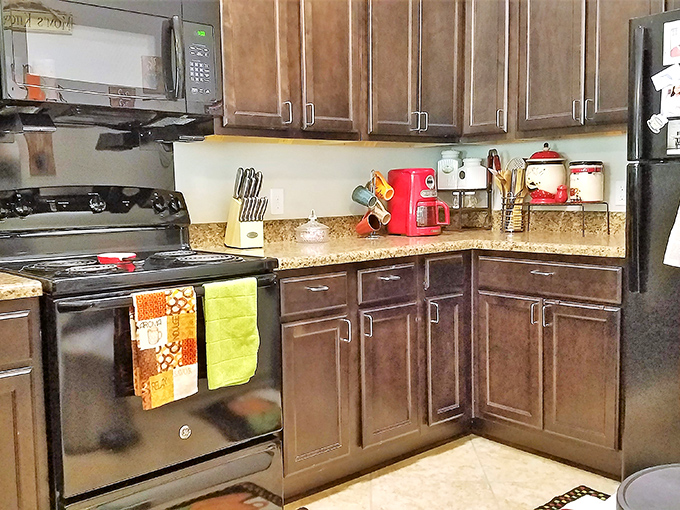 Thoughtfully designed kitchens let residents enjoy the comfort of home while embracing community living.