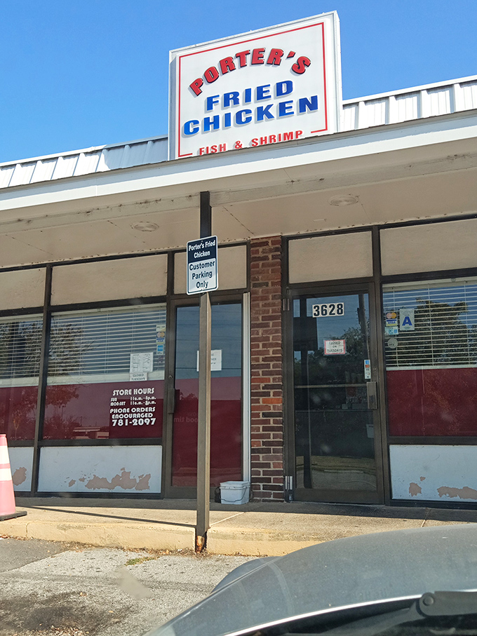 Don't judge this strip mall gem by its humble exterior - Porter's proves great chicken doesn't need fancy packaging.