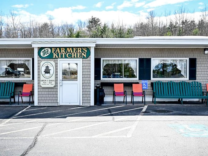 The Farmer's Kitchen doesn't need fancy frills—just a simple sign, some benches, and breakfast that'll make your taste buds dance.