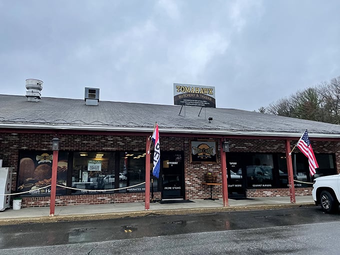 The Tomahawk's no-nonsense exterior promises what New Englanders value most: quality without pretense. Just good meat and good company.