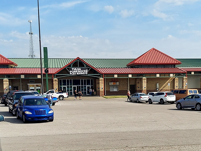 That distinctive green roof signals serious shopping ahead for Tulsa's most dedicated bargain hunters.