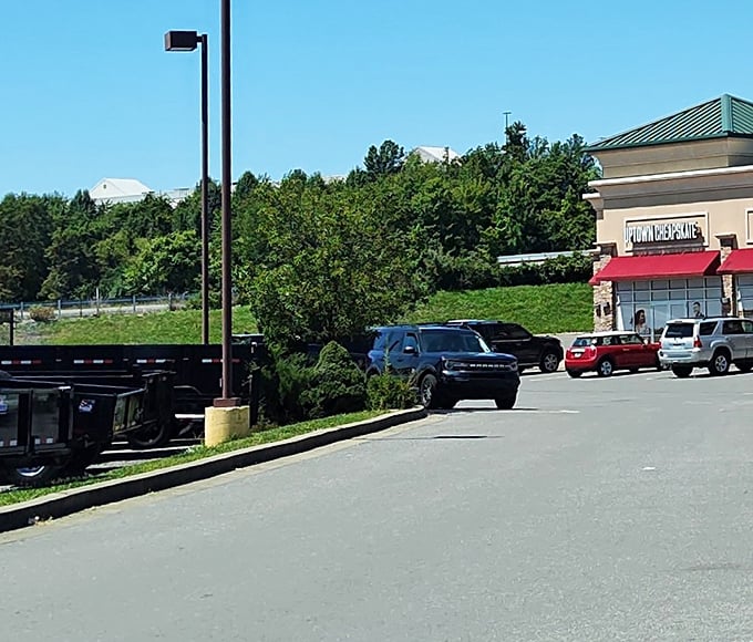 Uptown Cheapskate's modern interior feels more like a boutique than a thrift store. Those handbags are calling my name!