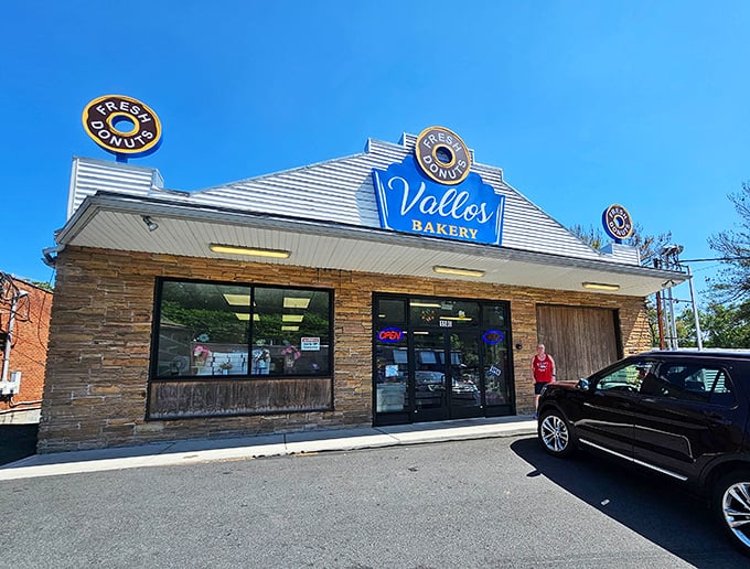 Modern meets timeless when fresh donuts and old-school baking techniques create pure breakfast bliss.