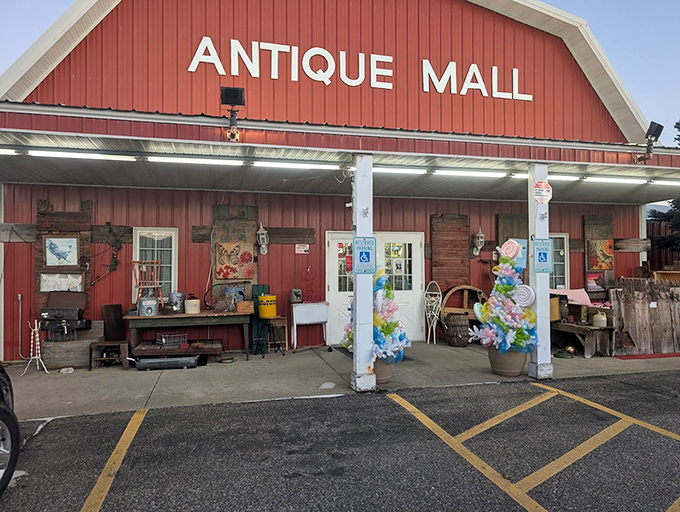 Don't judge a book by its cover! This unassuming exterior hides Wisconsin Dells Antique Mall's impressive collection of vintage treasures.