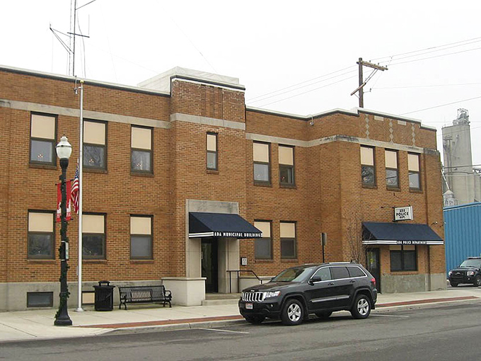 Small-town sophistication meets college energy in Ada's charming business district where everyone feels like family.