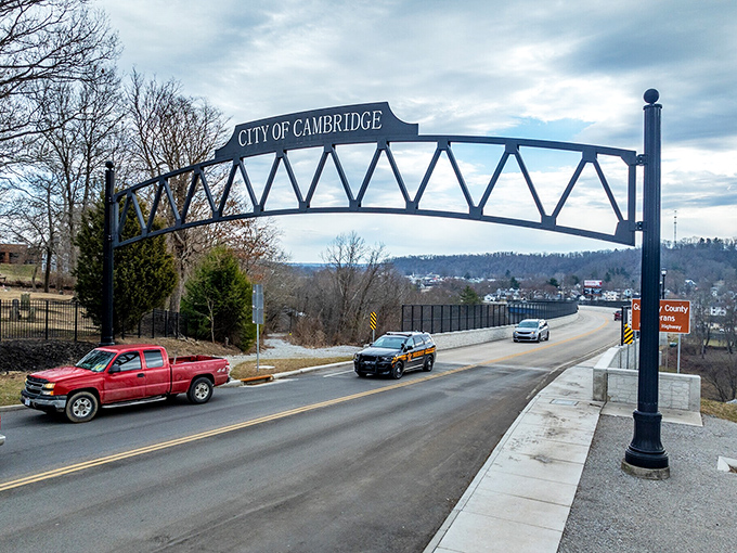 Cambridge welcomes visitors with this impressive gateway arch, a friendly "howdy" in architectural form spanning the main road.