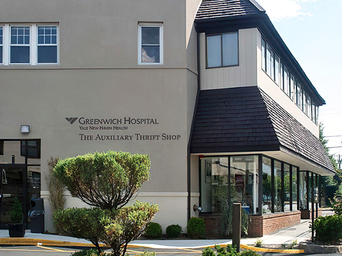 This elegant storefront proves that secondhand doesn't mean second-class - quite the opposite here!