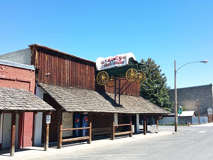 Small-town charm, big-time flavor &ndash; this unassuming steakhouse has been drawing hungry travelers off the highway for generations.