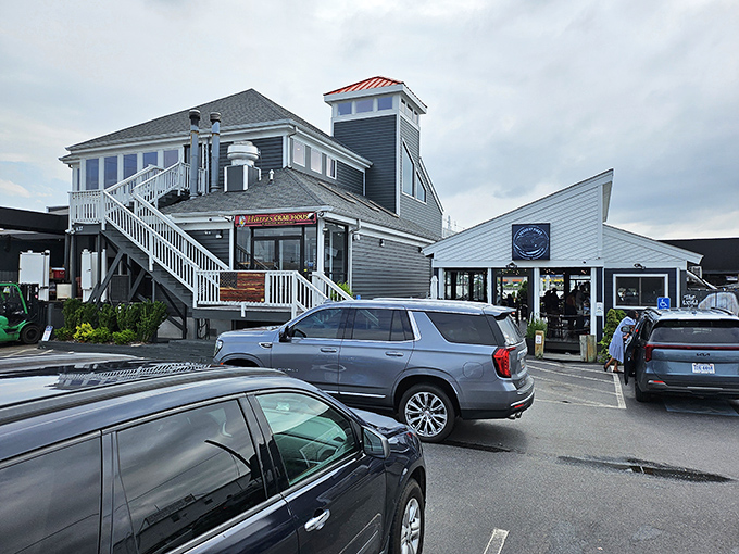 Harris Crab House: Classic coastal architecture with a promise of Old Bay-dusted treasures inside. The Chesapeake Bay's greatest hits await!