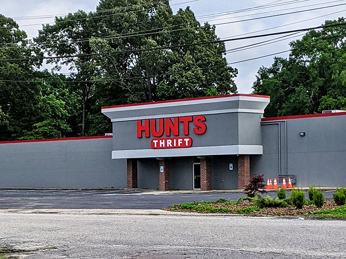 The Hunt's Thrift building stands ready for action, like a treasure chest disguised as a department store.