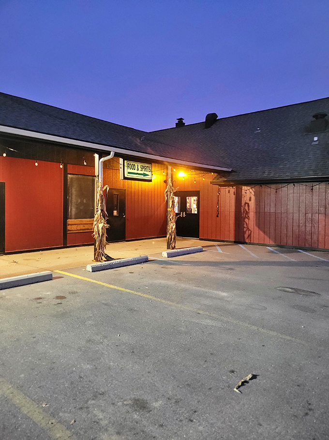 That red barn aesthetic screams "authentic roadside barbecue" louder than a dinner bell at sunset.