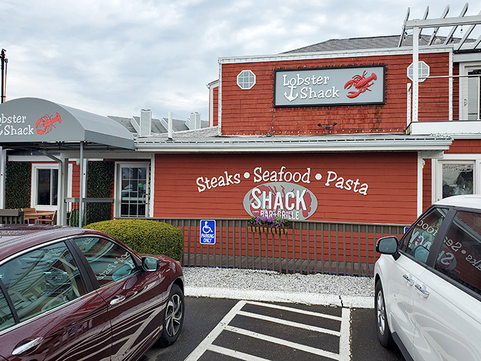The Lobster Shack doesn't need fancy frills when their chowder speaks such deliciously convincing volumes.