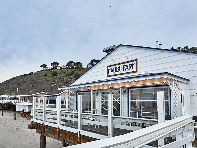This pier-end restaurant brings together the best of land and sea in dishes that taste like California sunshine.