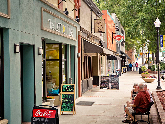 In Milledgeville, even the buildings have stories to tell. If these brick walls could talk, they'd share tales of Georgia's capital days.