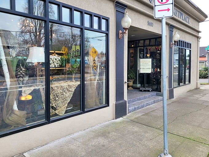 Those pristine windows showcase just a hint of the carefully arranged vintage magic within.